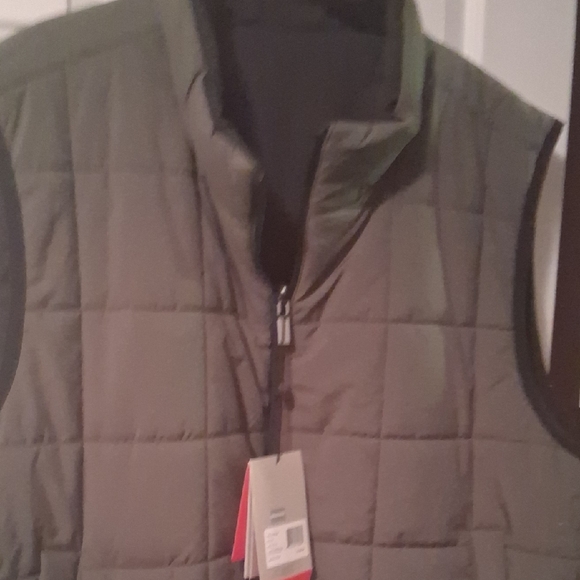 Hunter | Jackets & Coats | Hunter Mens Quilted Reversible Vest Olive ...